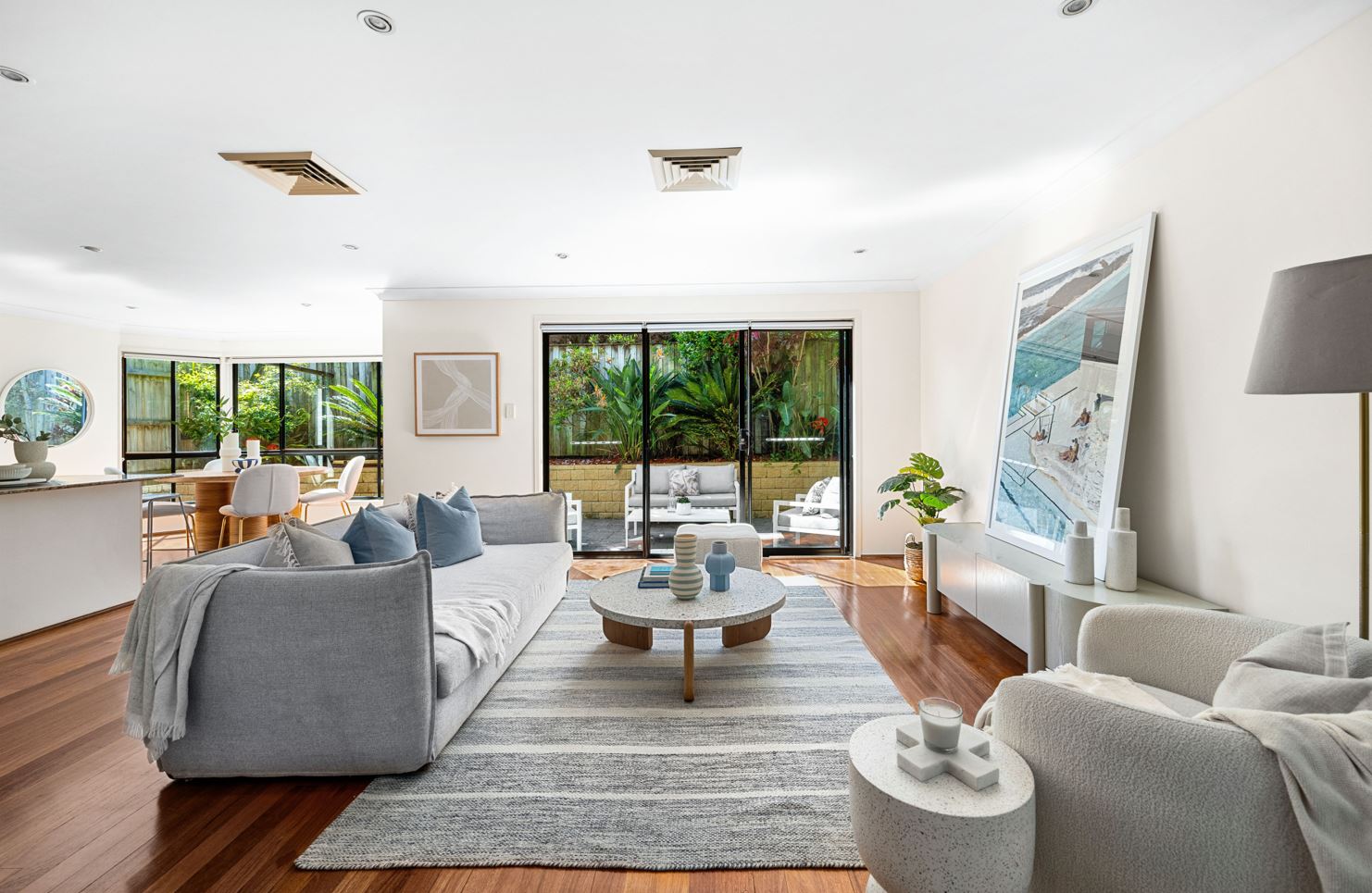 living - Phillips Pantzer Donnelley Real Estate